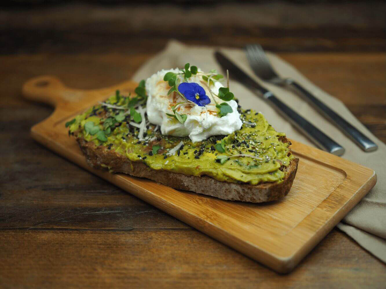 Toast with guacamole and poached egg — RadioCafe